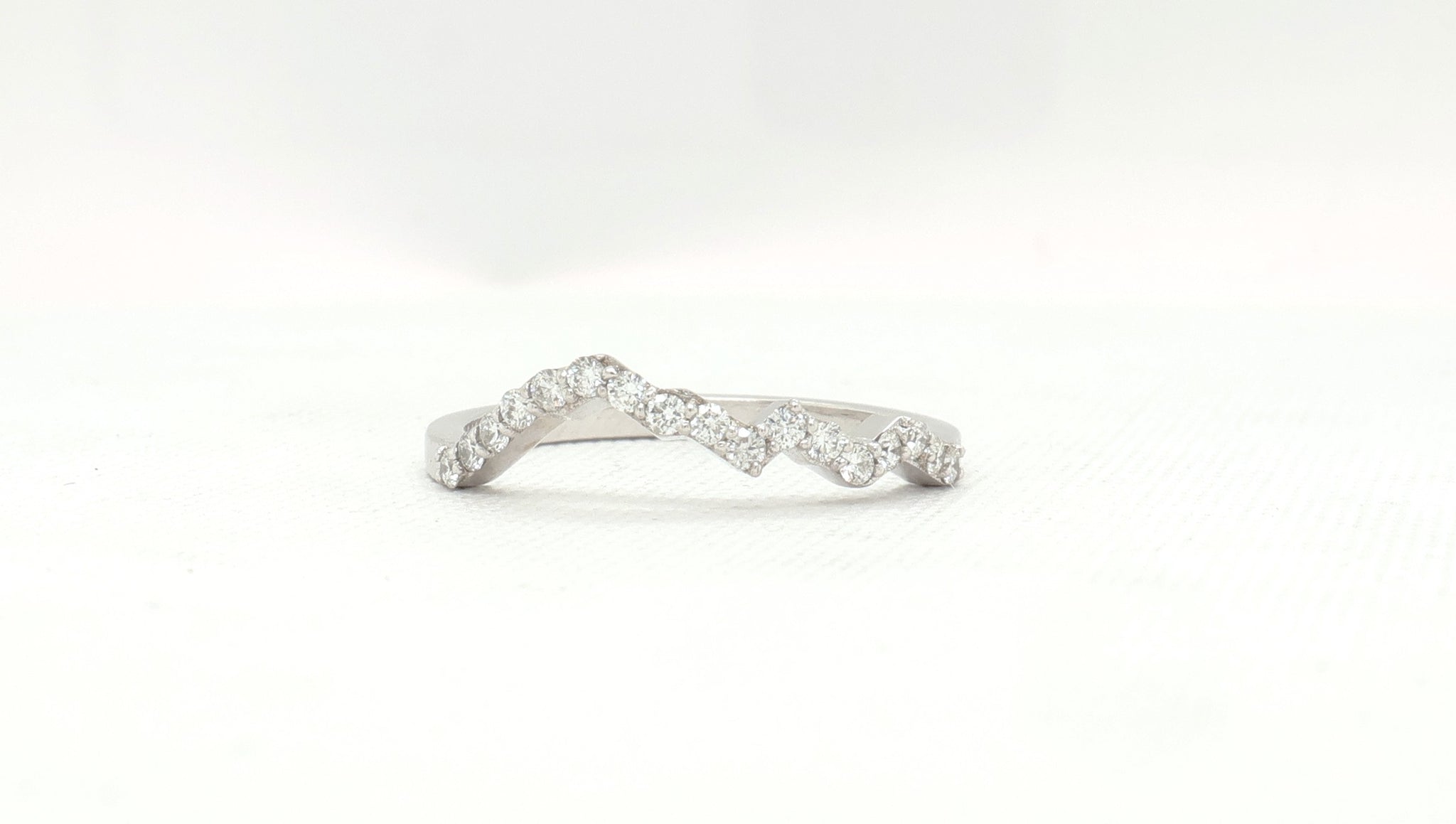 Summit Tracer Band With Natural Color Enhanced Blue Diamonds